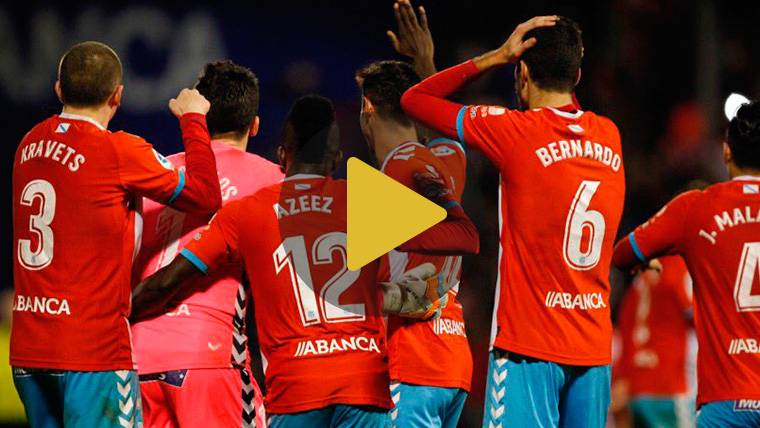 El portero del Lugo marca uno de los goles del año