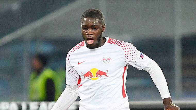 Dayot Upamecano vuelve a entrar en escena para el Barça